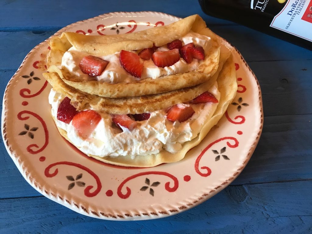 Crepes fragole e crema chantilly - IreneMilito.it